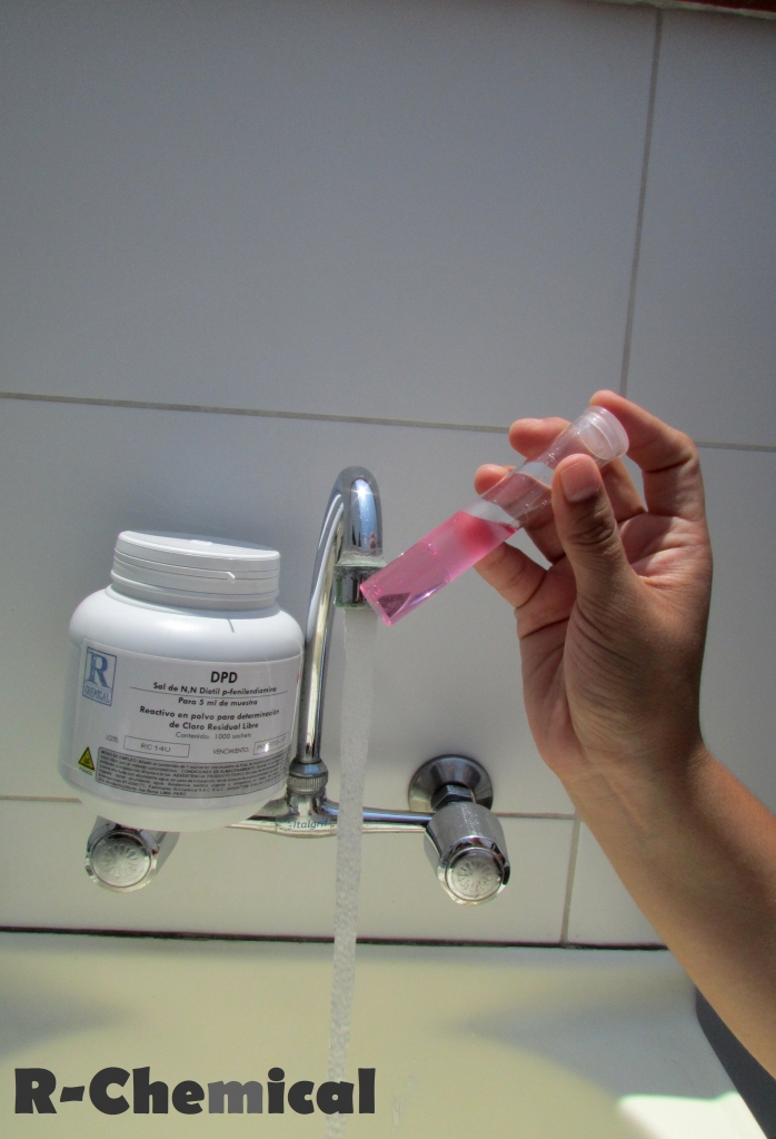 Análisis de Cloro Residual Libre en Agua con Comparador Visual (Paso a ...